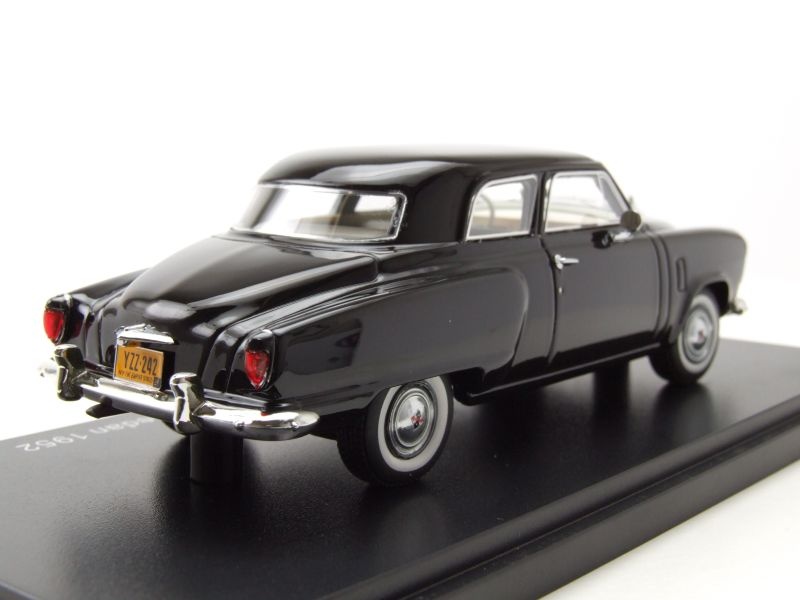 Modellauto Studebaker Champion Custom 2-door Sedan 1952 schwarz ...
