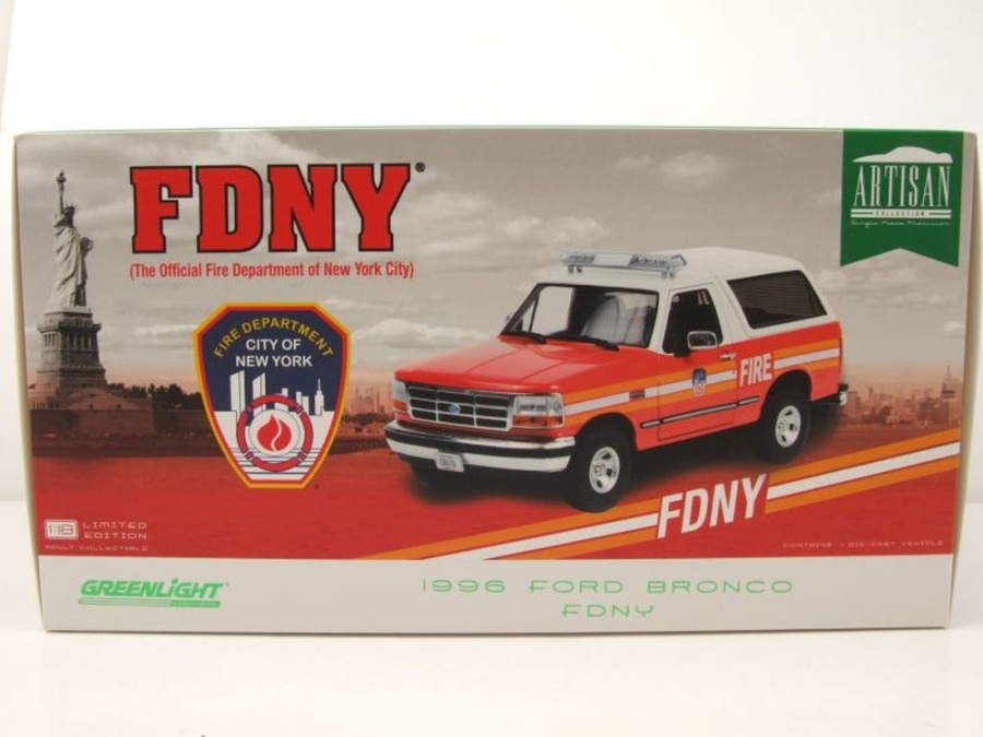 Modellauto Ford Bronco 1996 FDNY Fire Department New York City rot weiß ...
