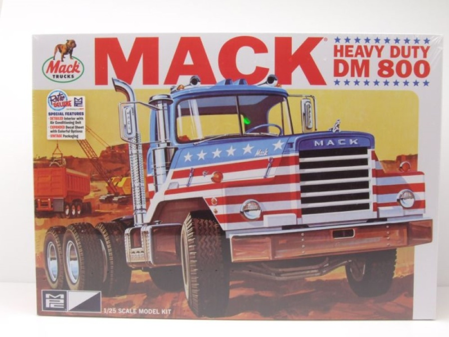 Bausatz Mack DM800 Heavy Duty Truck Kunststoffbausatz Modellauto 1:25 ...