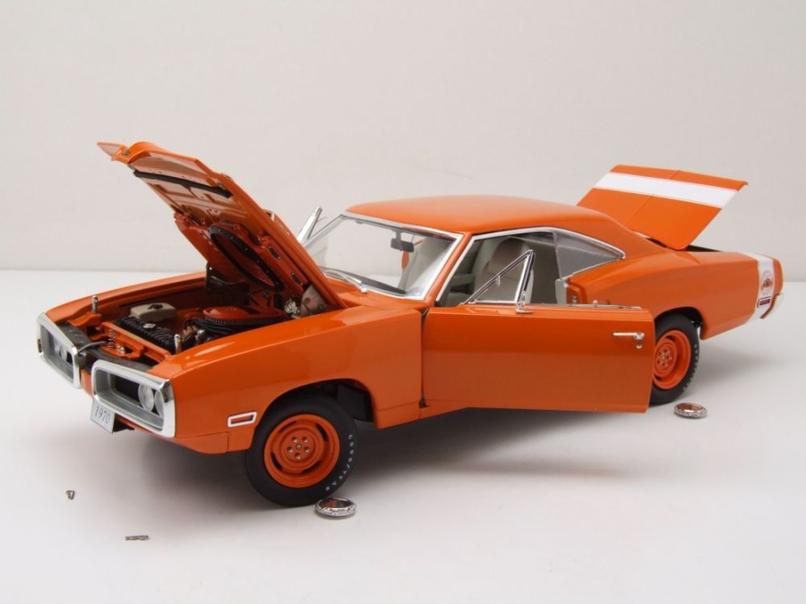 Modellauto Dodge Coronet Super Bee Go Mango 1970 orange 1:18 GMP bei ...