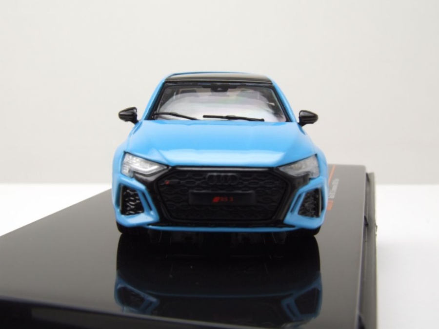 Modellauto Audi RS3 2022 hellblau metallic 1:43 ixo models bei ...