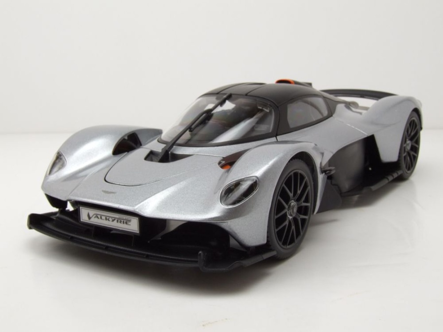 Modellauto Aston Martin Valkyrie 2022 silber 1:18 Maisto bei ...