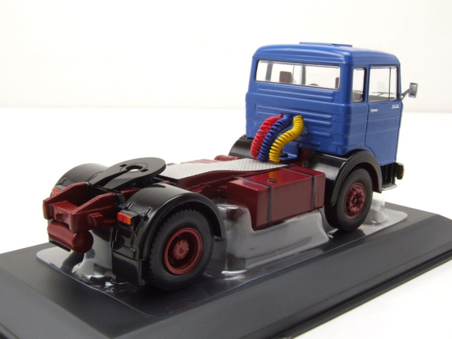 Modellauto Mercedes LPS 1632 Zugmaschine 1970 blau 1:43 ixo models bei ...