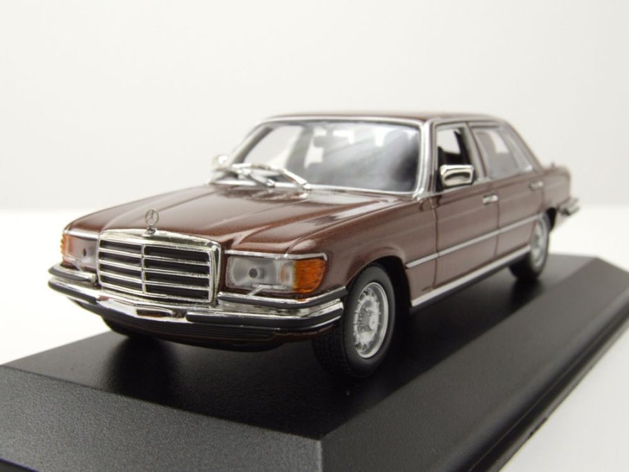 Modellauto Mercedes 450 SEL W116 1972 braun metallic 1:43 Maxichamps bei Modellautocenter, 37,90