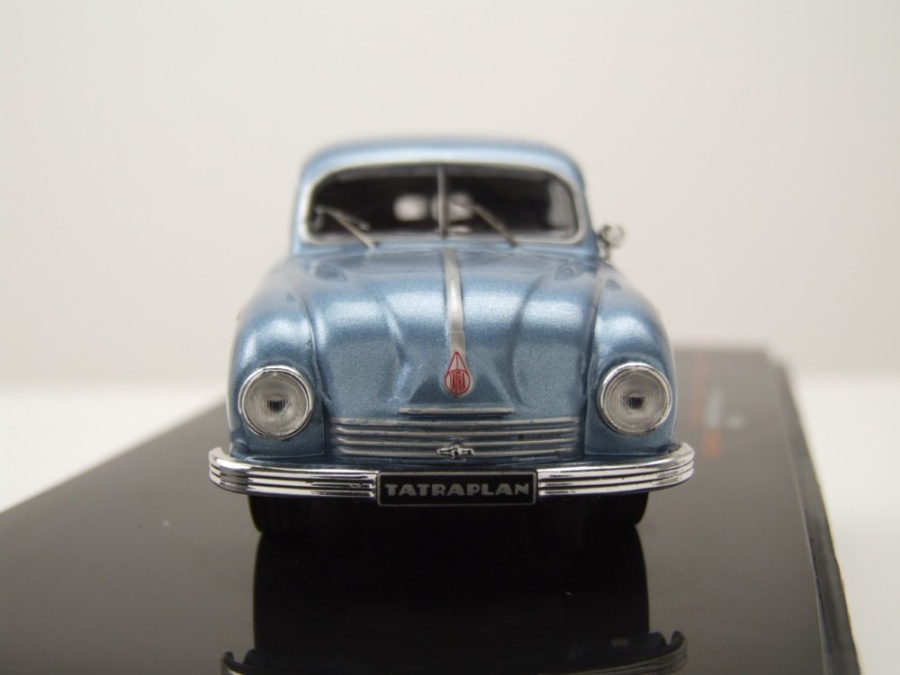Modellauto Tatra T600 Tatraplan 1950 hellblau metallic 1:43 ixo models ...