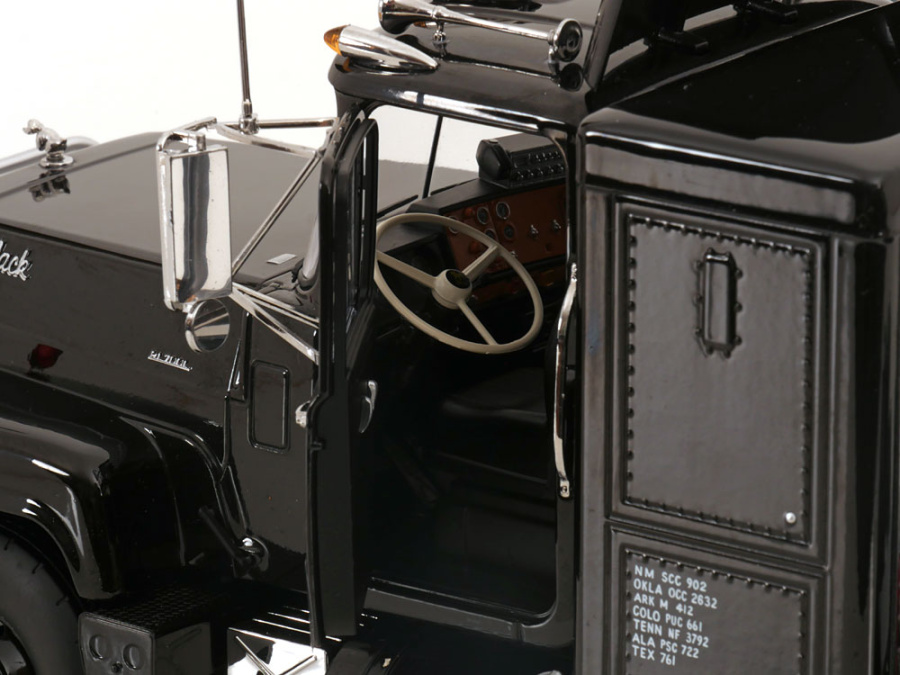 Modellauto Mack RL 700L Zugmaschine 1974 schwarz Rubber Duck Convoy 1: ...
