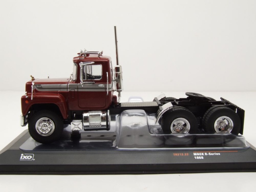 Modellauto Mack R-Series Zugmaschine rot 1:43 ixo models bei ...