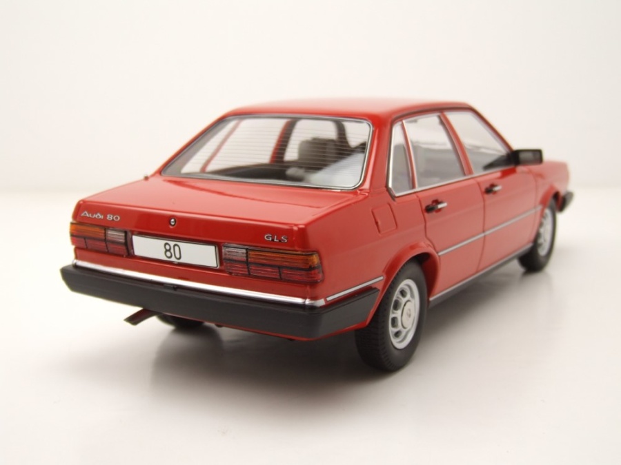Modellauto Audi 80 B2 1978 rot 1:18 MCG bei Modellautocenter, 64,50